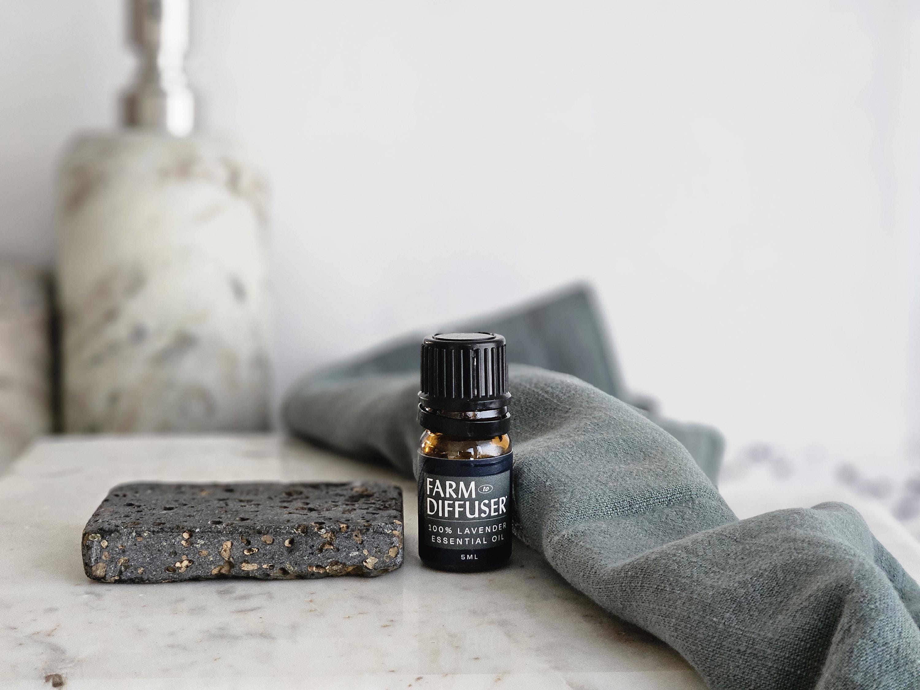 Mini Reusable Volcanic Stone Shower Steamer + Lavender Essential Oil ...