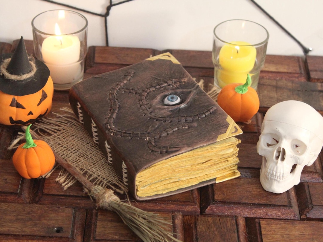 Hocus Pocus Spell Book – 200 Pages Handmade Leather Book of Shadows ...