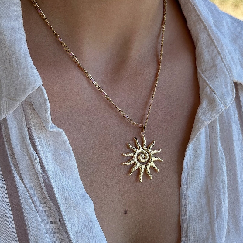 Big Pendant Necklace - Etsy