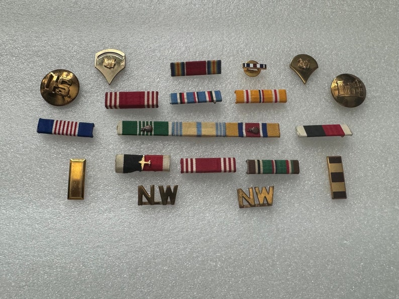 World War 2 Ribbon Bar and Insignia Lot - Etsy