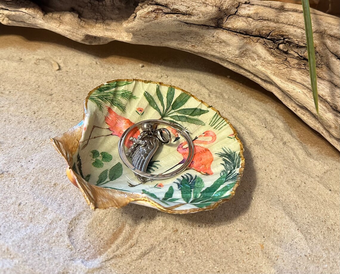 Scallop Shell, Flamingo, Pink, Green, Ring Dish, Christmas, Birthday ...