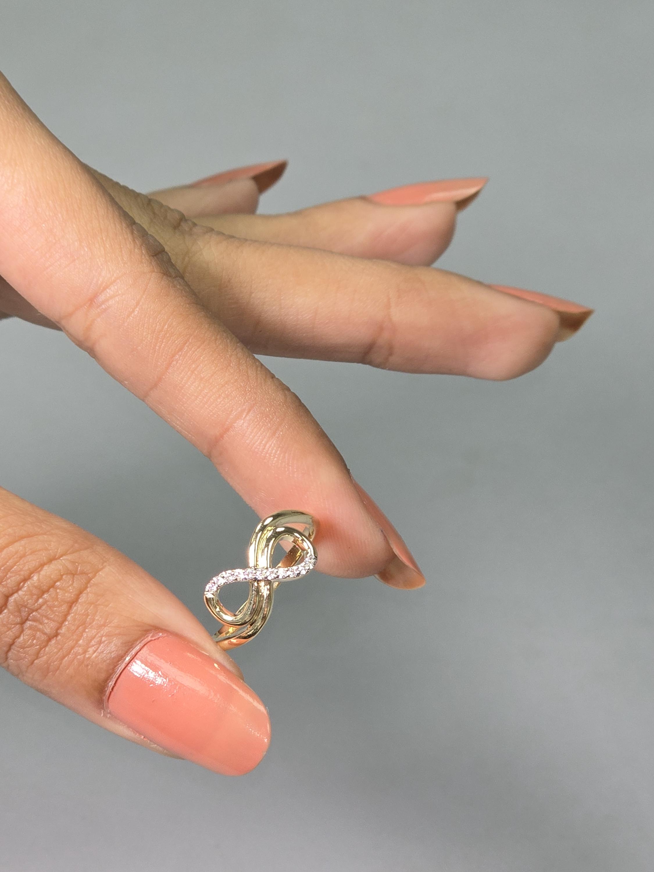 Diamond Infinity Band | Infinity Style Ring for Women | 10KT/14KT Gold ...