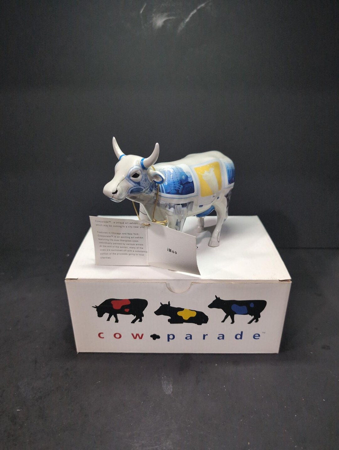 Cow Parade Imoo Apple Cow Figurine, Westland Giftware, Collectible ...