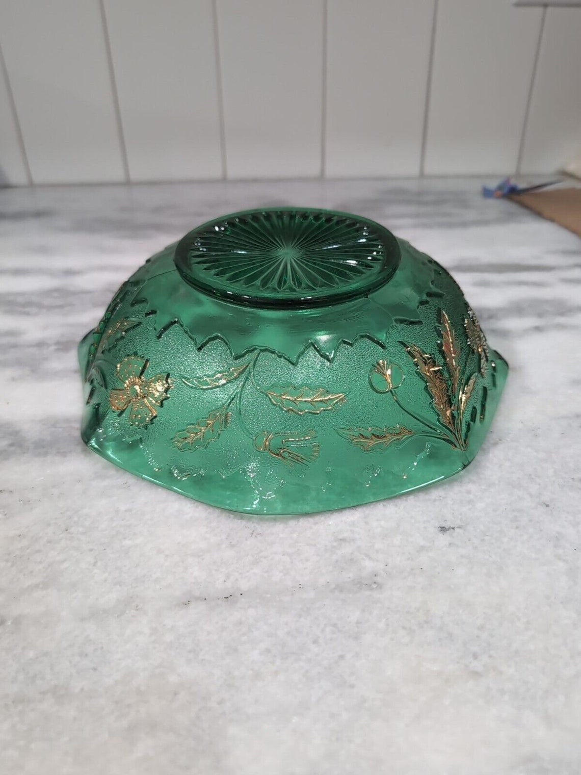 Delaware Glass Round Bowl, Emerald Green, 11 Diameter, Gold Accent ...