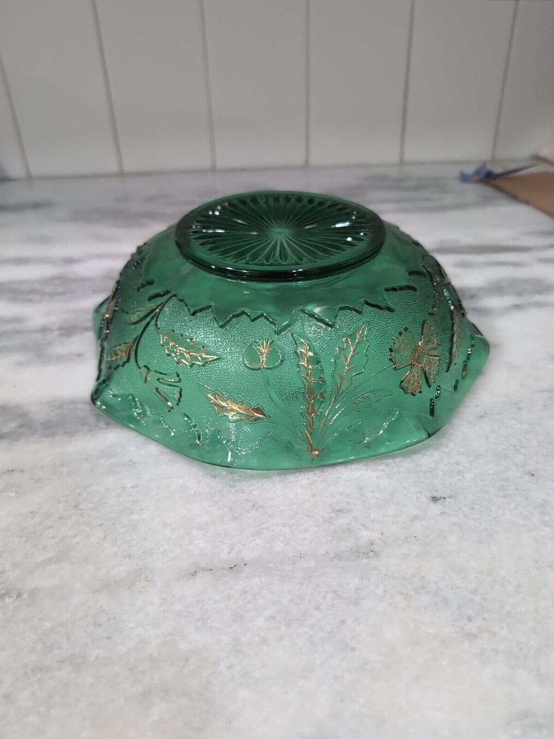 Delaware Glass Round Bowl, Emerald Green, 11 Diameter, Gold Accent ...