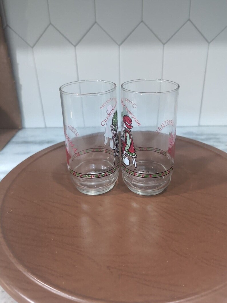 Vintage Holly Hobbie 1977 Coca Cola Merry Christmas Glasses Set Of 2