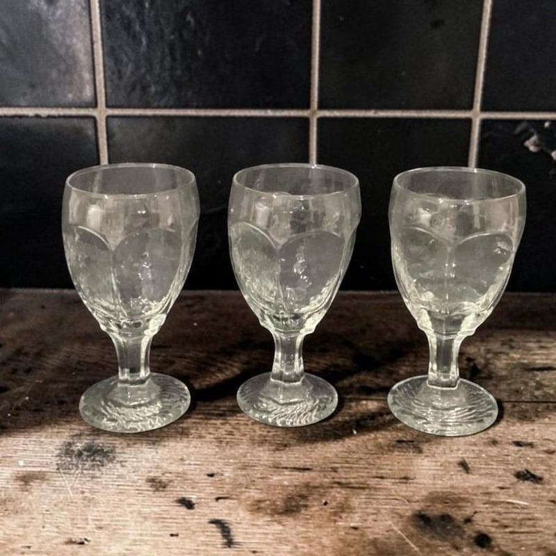 Chivalry Water Goblets - Etsy