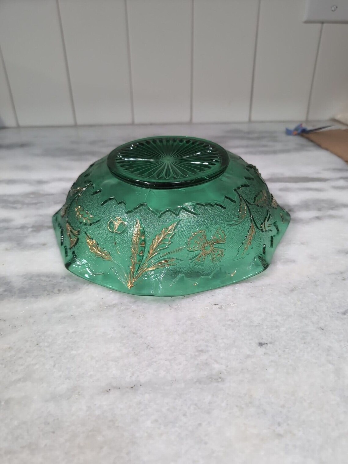 Delaware Glass Round Bowl, Emerald Green, 11 Diameter, Gold Accent ...