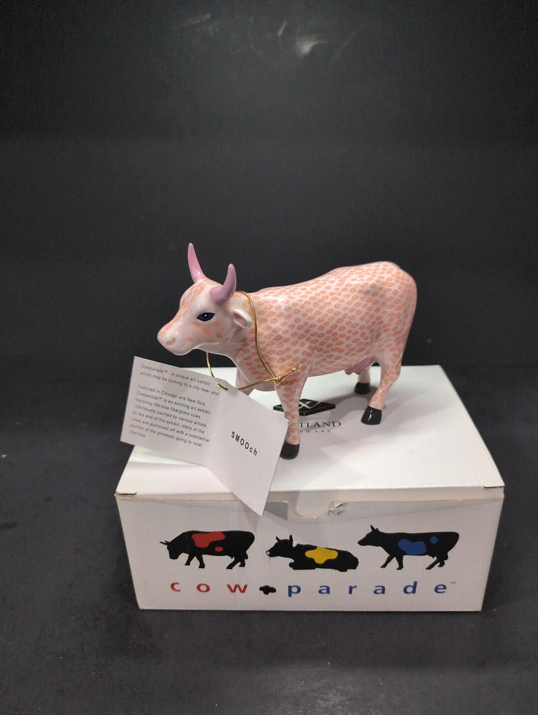 Cow Parade Pink Smooch Cow Figurine, Westland Giftware, Collectible ...