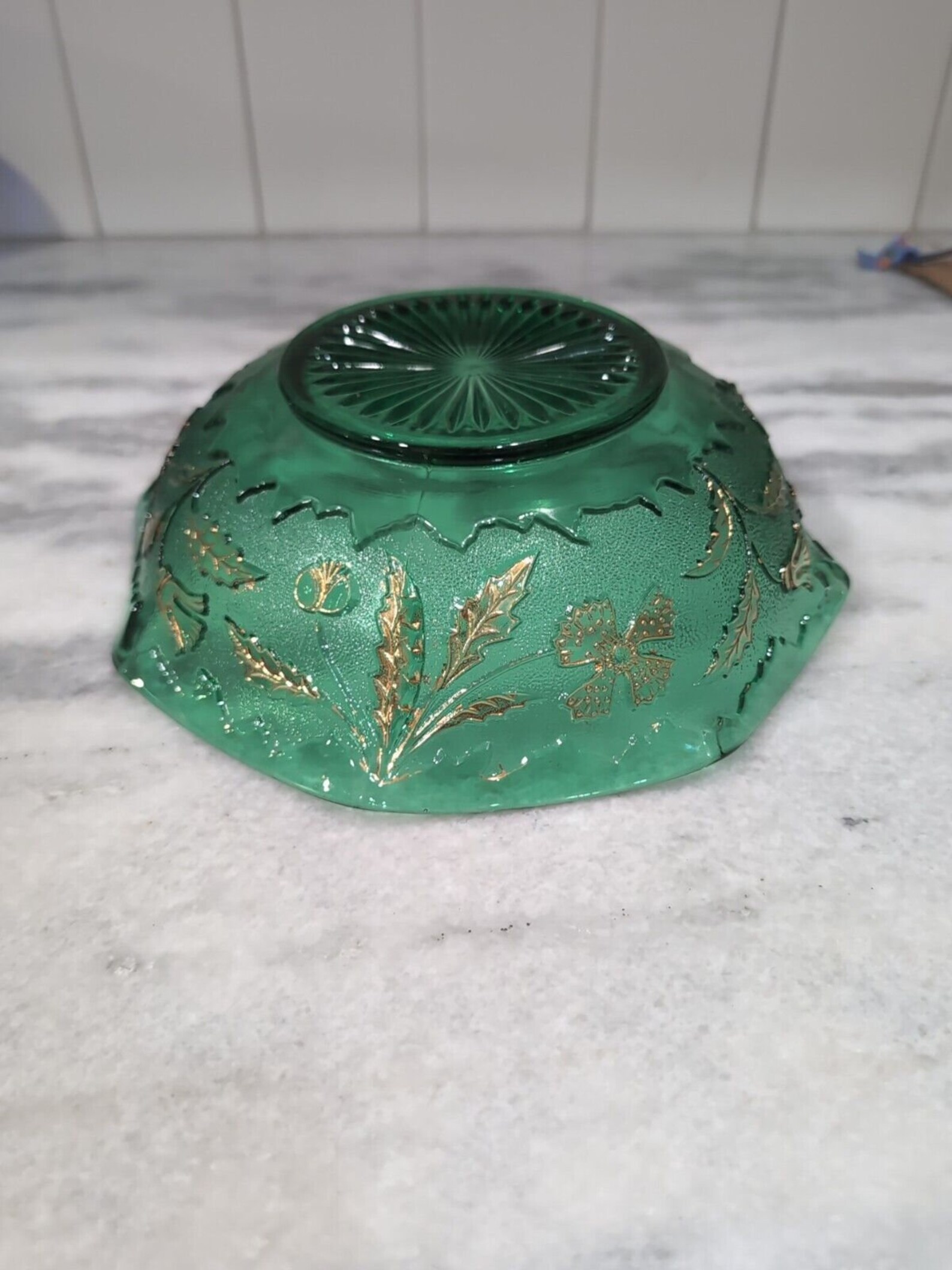 Delaware Glass Round Bowl, Emerald Green, 11 Diameter, Gold Accent ...