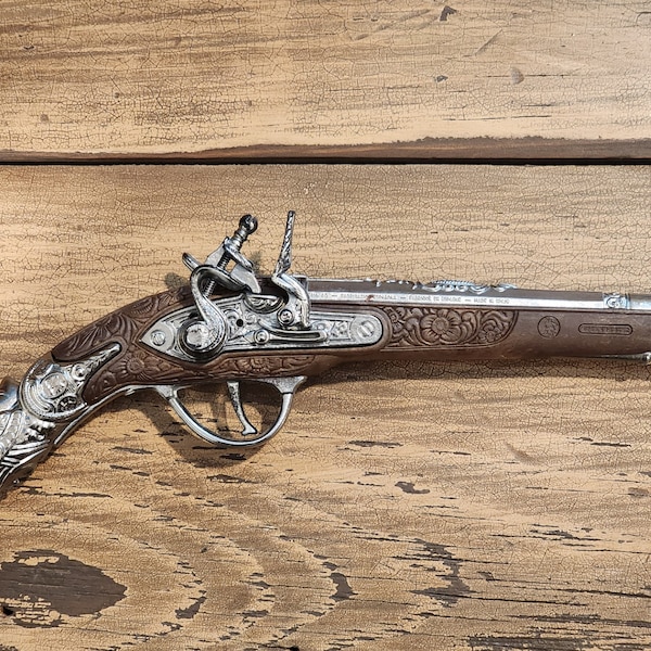 Pirate Flintlock - Etsy