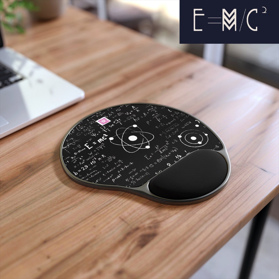 New Style Em/c2 Black Mouse Pad With Wrist Rest I Pad Padding Padded ...