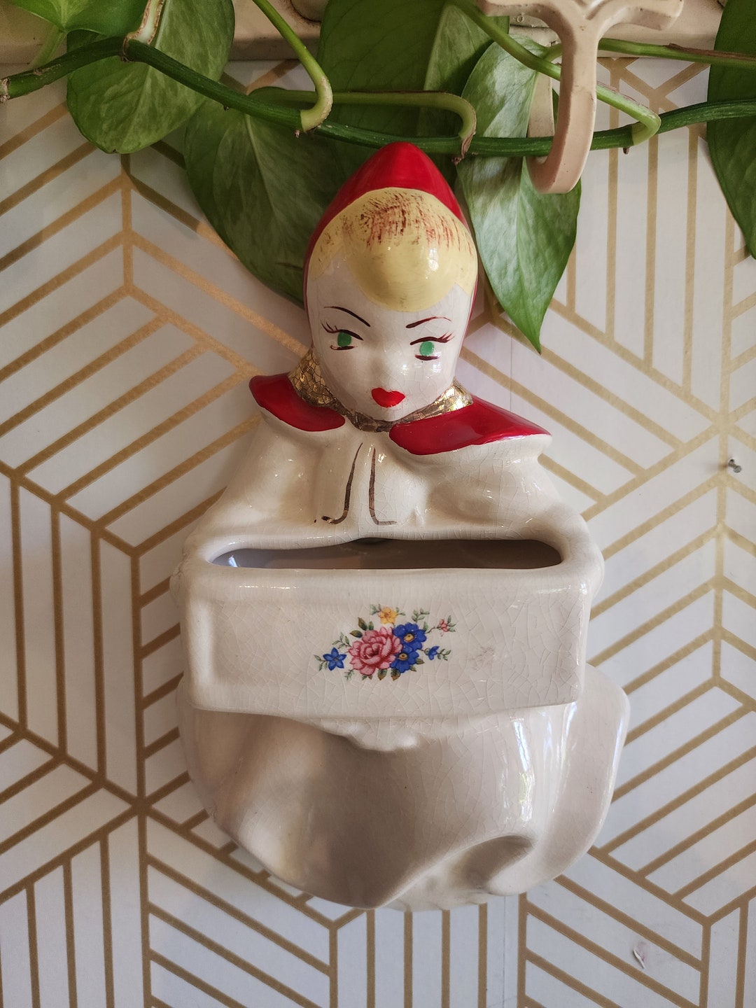 Vintage Hull Little Red Riding Hood Wall Pocket/wall Vase 1940s-1950s ...