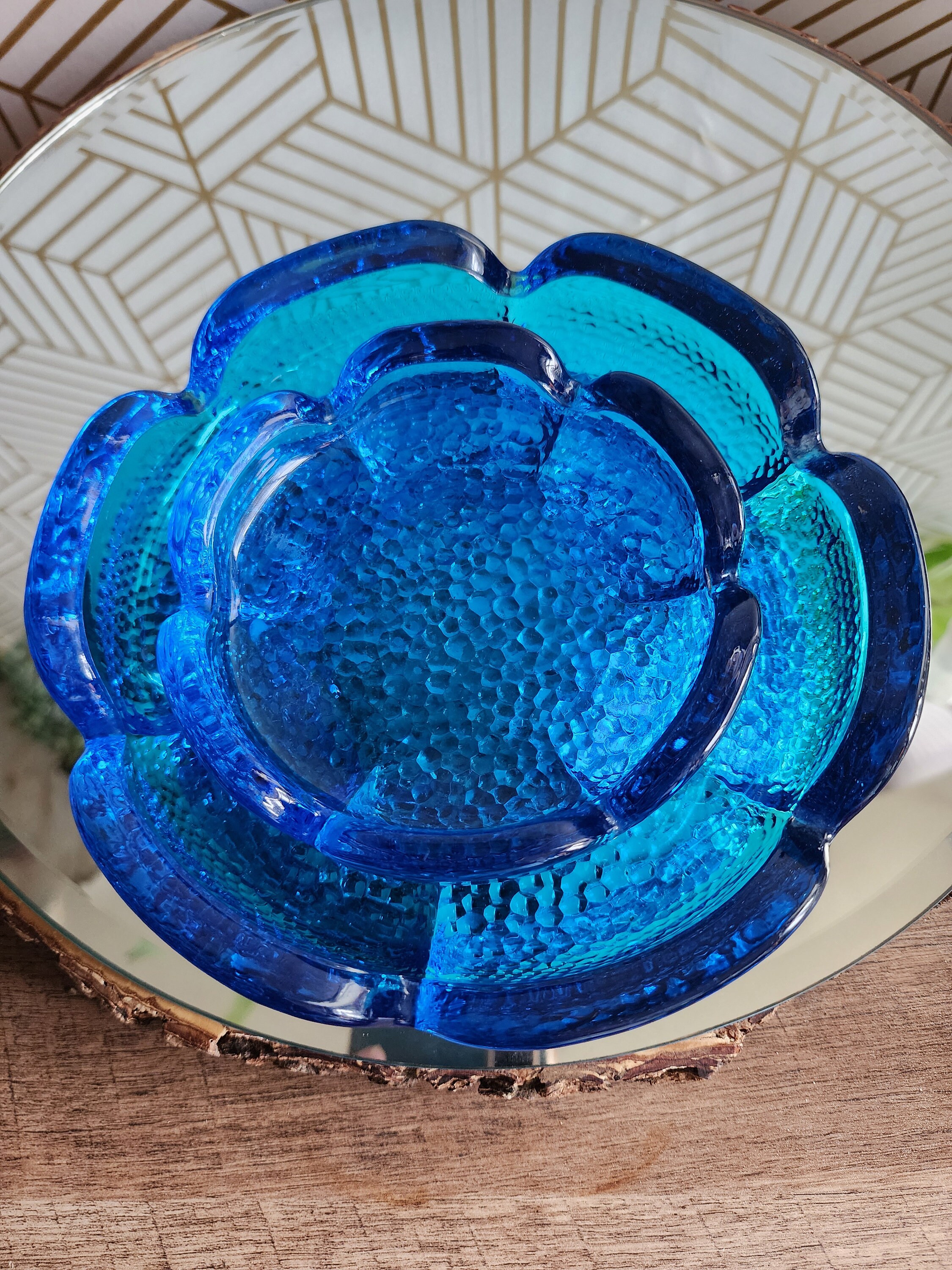 Vintage Mid-century Blenko Peacock Blue Lotus Pebble Glass Bowl Nesting ...
