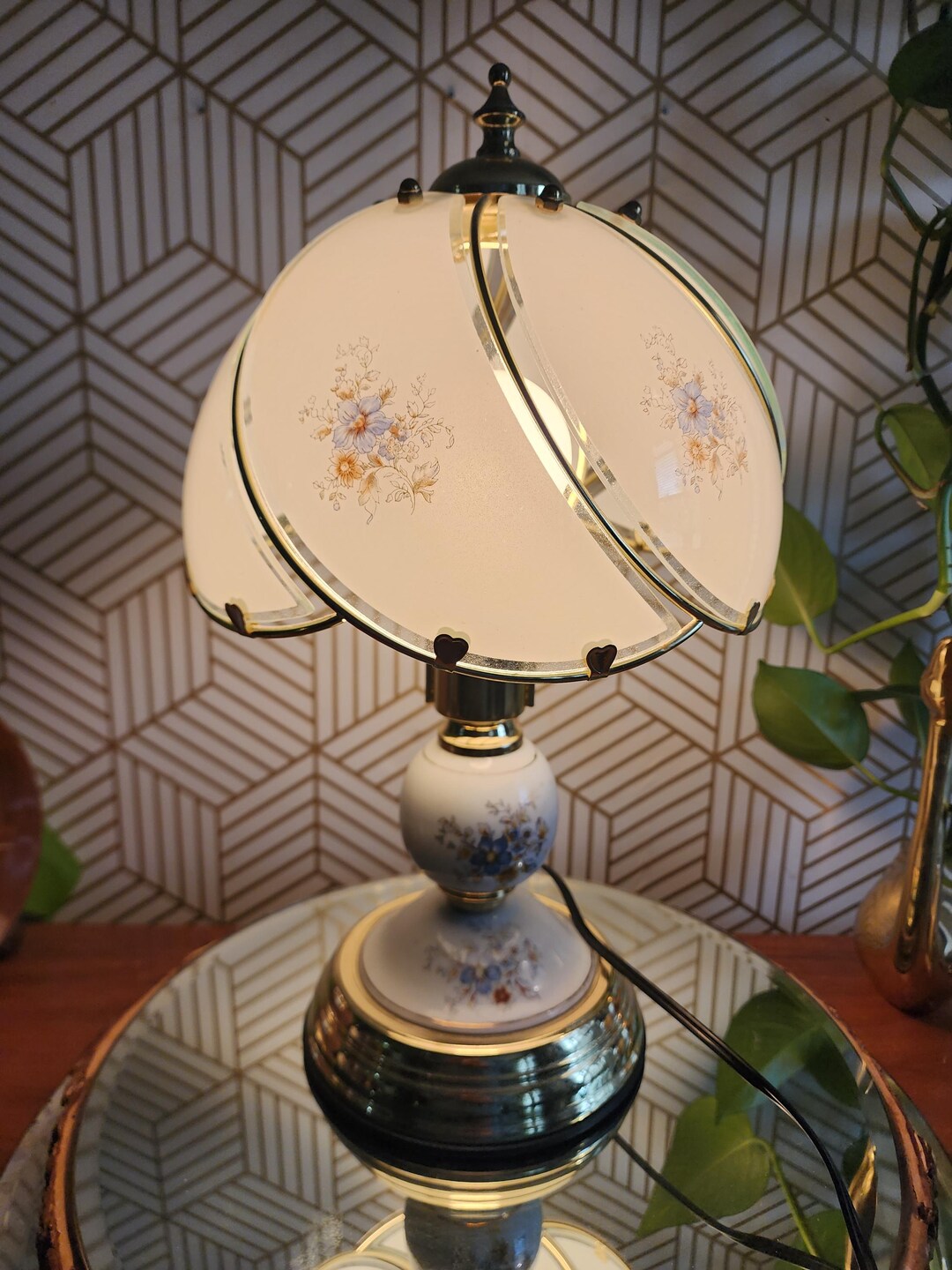 Vintage Small Glass Shade 3 Way Touch Lamp - Etsy