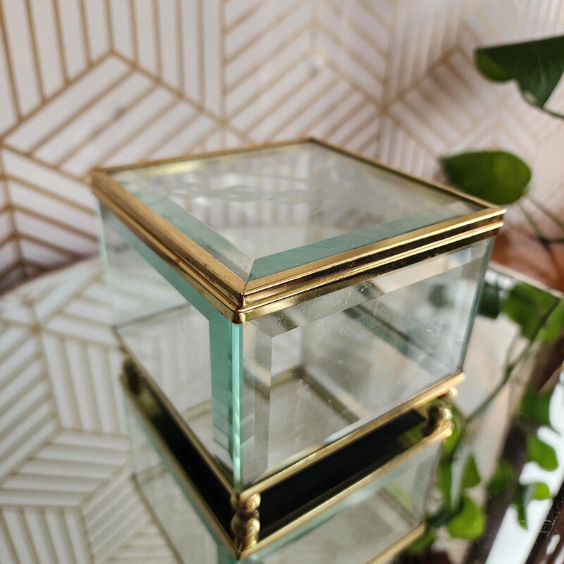 Vintage Glass Box - Etsy