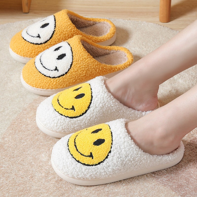 Adorable Smiley Face Slippers to Brighten Your Days, Cozy Cotton Indoor ...