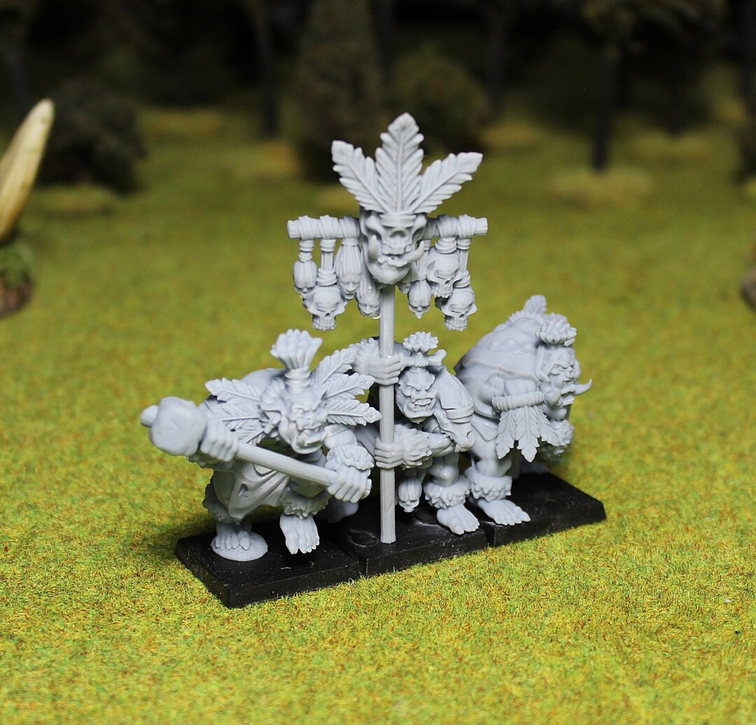 Mom Miniatures Wild Orc Command Group - Etsy