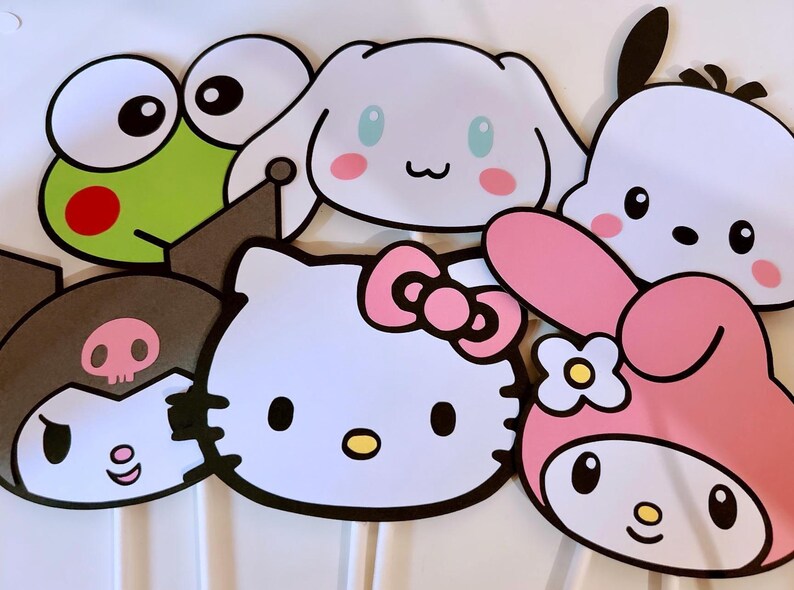 Kitty & Friends Centerpiece/cake/ramo Topper! - Etsy