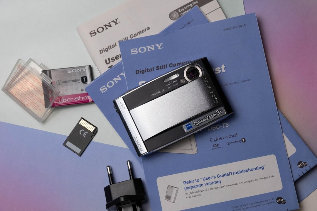 Sony Cyber-shot T5 With Carl Zeiss Lens | Tested Vintage Digital Camera ...