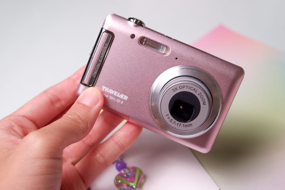 Pink Traveler Super Slim XS 8 | TESTED Vintage Y2K Digicam 2000s ...