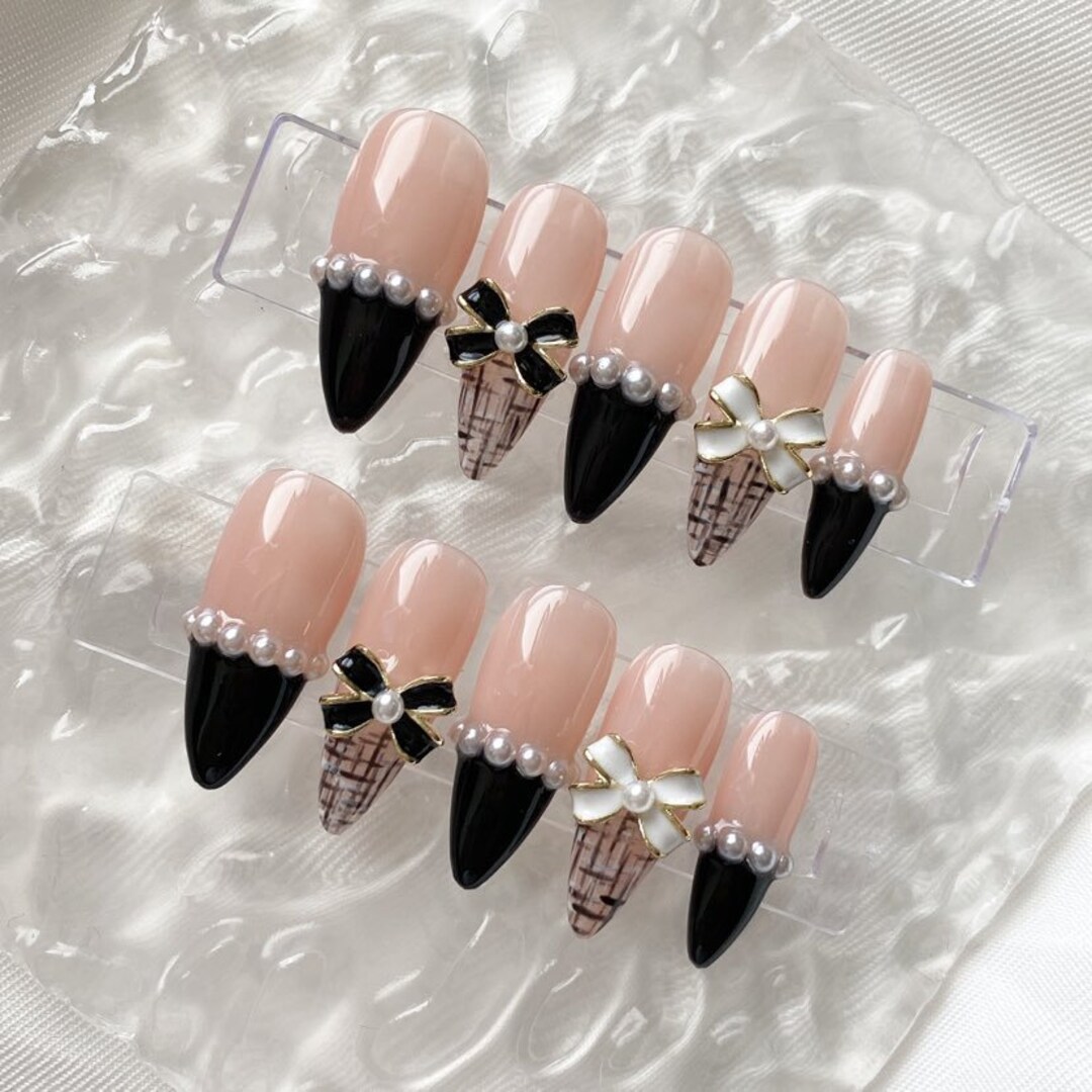 Tweed Ribbon Black and White Tweed Effect 3D Ribbon Charm Press on ...