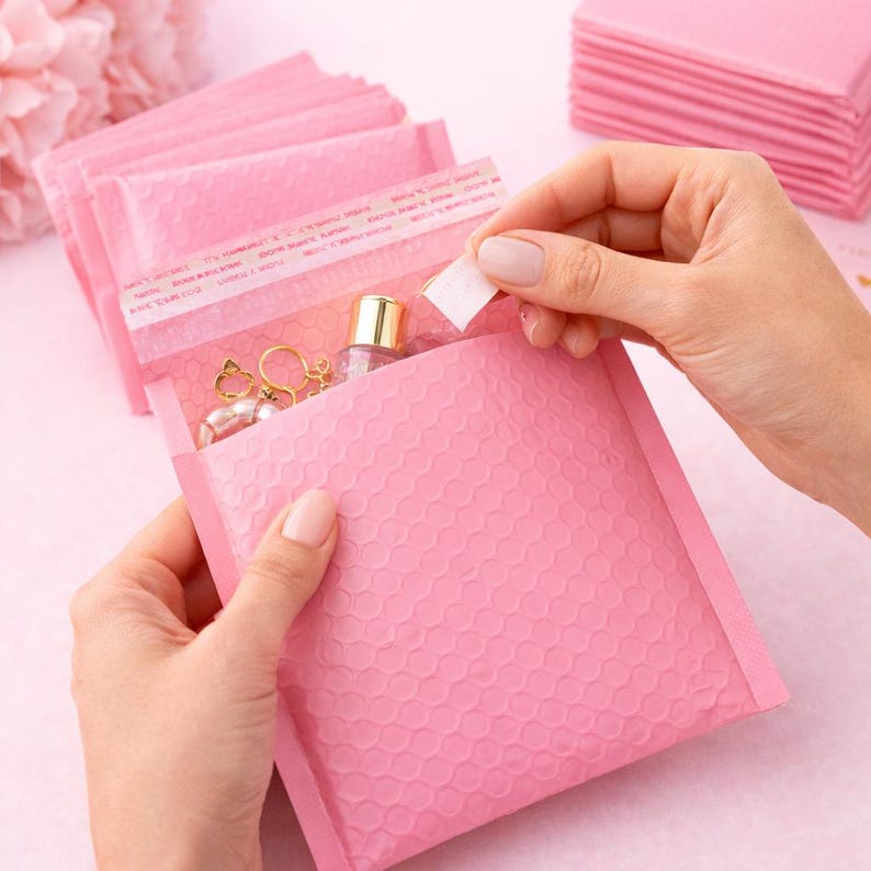 50pcs Pink Bubble Mailers Waterproof Padded Envelopes Self Seal ...