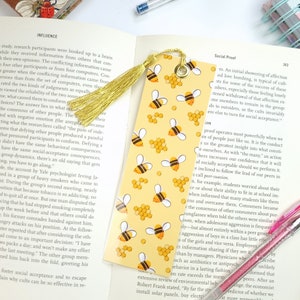 Bumble Bee Bookmark, Honey Bee Custom Bookmark Nature Inspired ...