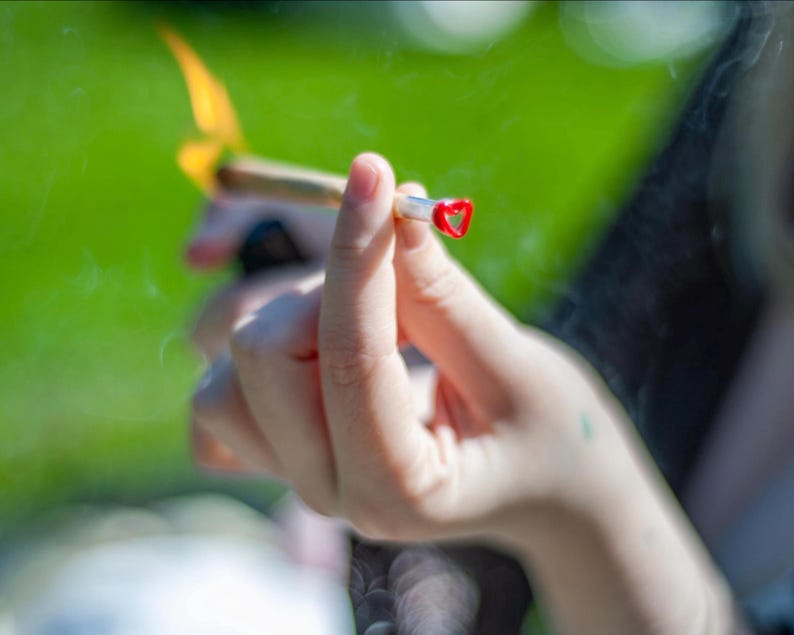 Glass Tip HEART-SHAPED HANDMADE - Reusable Dry Herb, Stylish, Filtering ...