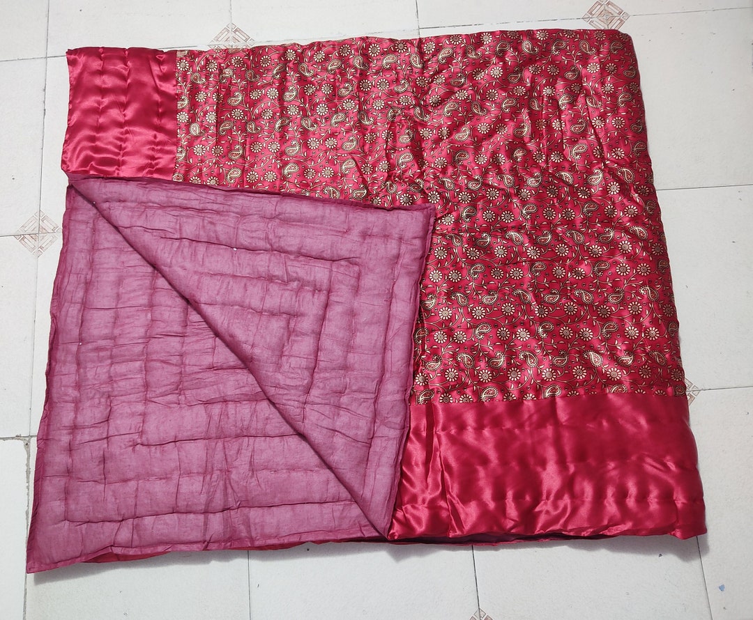 Red Paisley Satin Silk Quilt, Handmade Indian Cotton Filled Razai - Etsy