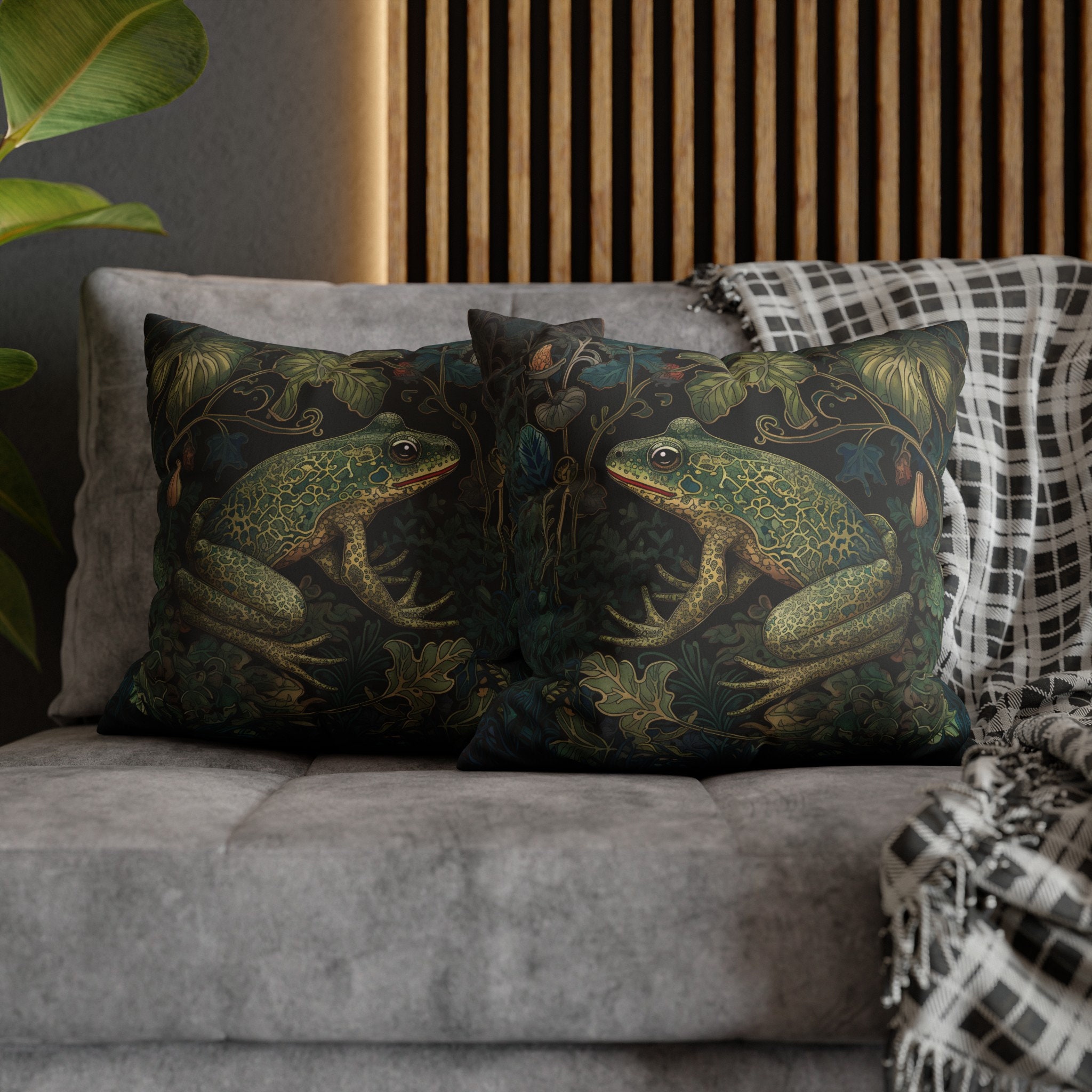 William Morris Pillow Frog in the Forest High End Pillow Forestcore ...