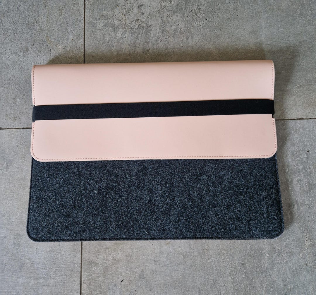 Handmade Recycled Leather Computer Case - Etsy