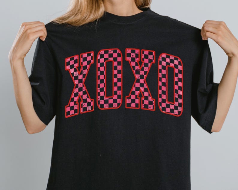 Pink Checkered XOXO PNG: Valentine Graphic Design, Trendy Y2K Style ...