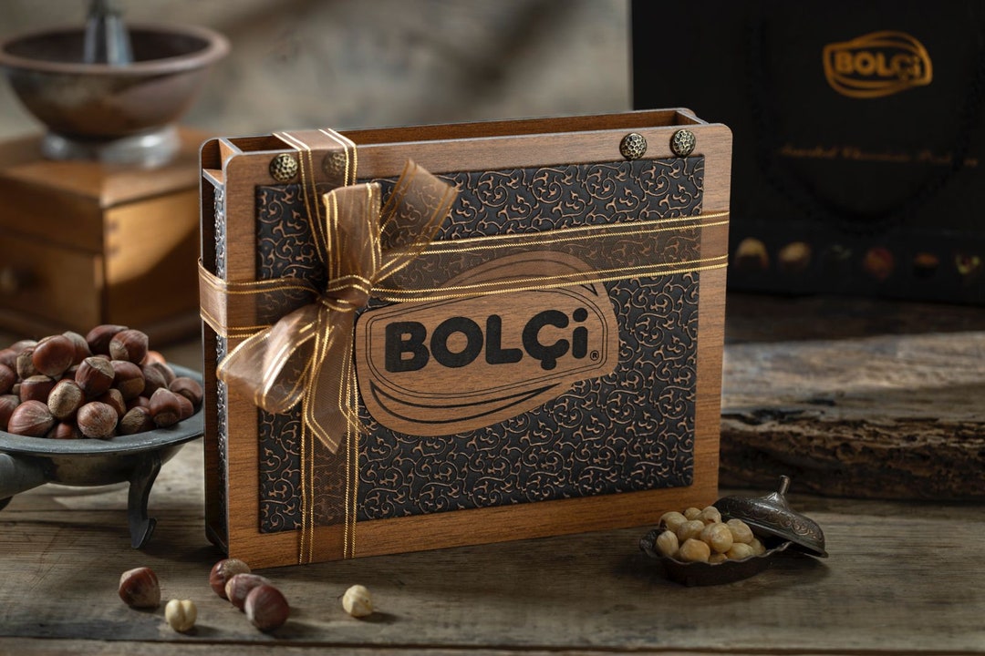 Hazelnut Croquant Milk Chocolate Box Premium Chocolate - Etsy