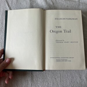 Vintage Oregon Trail Hardcover Book - Gold Embossed Cover - Etsy