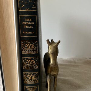 Vintage Oregon Trail Hardcover Book - Gold Embossed Cover - Etsy