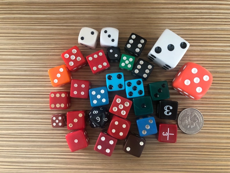 Vintage Dice Lot of 29 Retro Collectible Game Playing Rolling Art Old ...