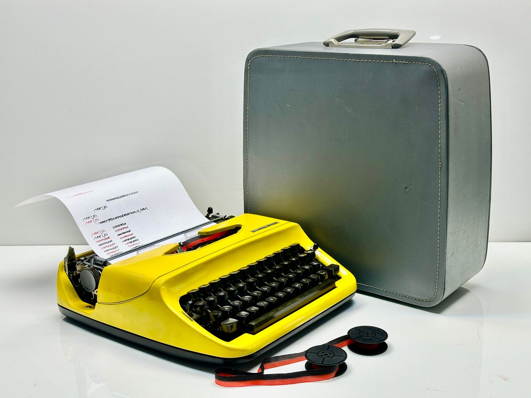 Handwritten Typewriter,handwritten Elegance Privleg Yellow Typewriter ...