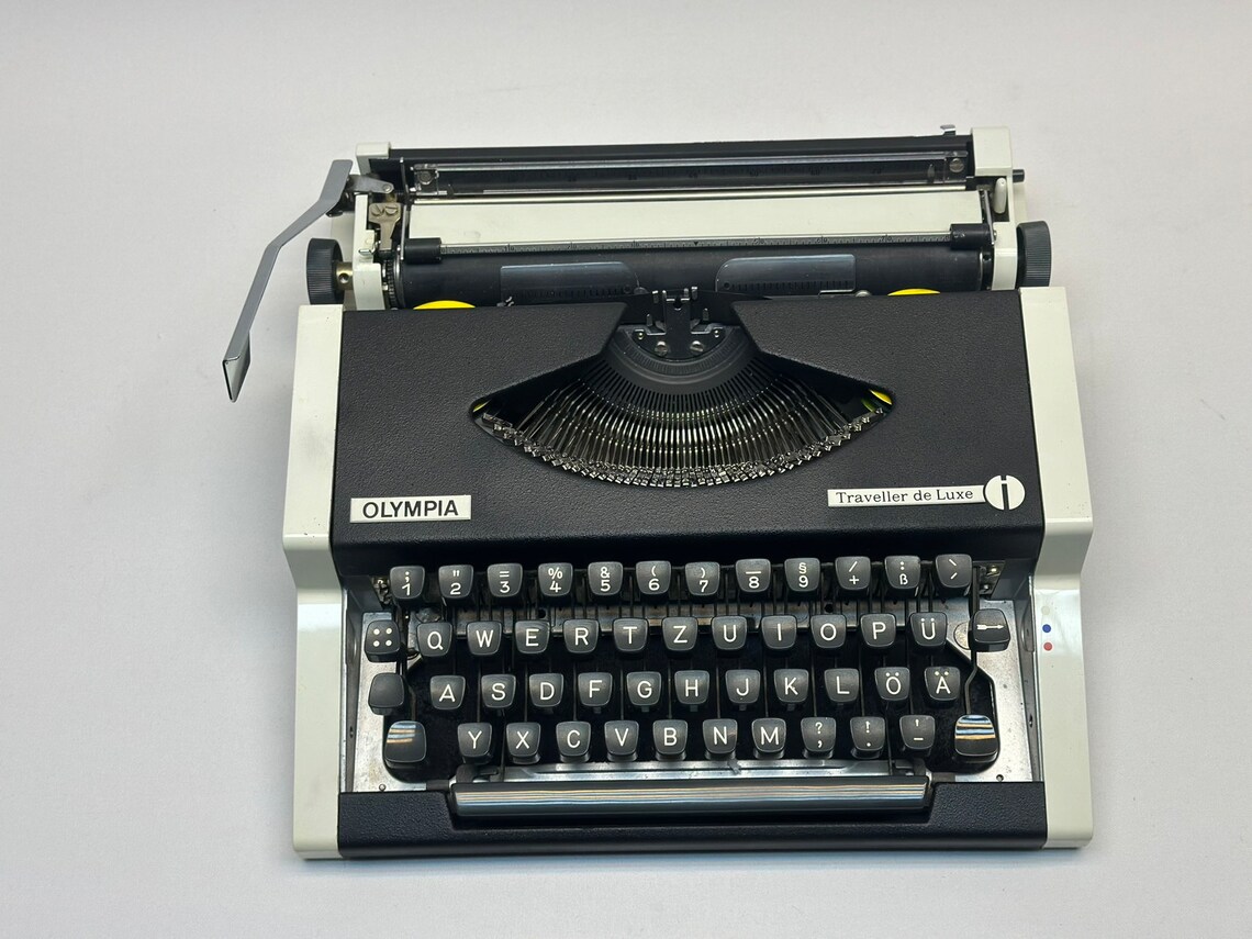 Rare Olympia Traveller Typewriter Vintage 1955 Model in Sleek Black ...