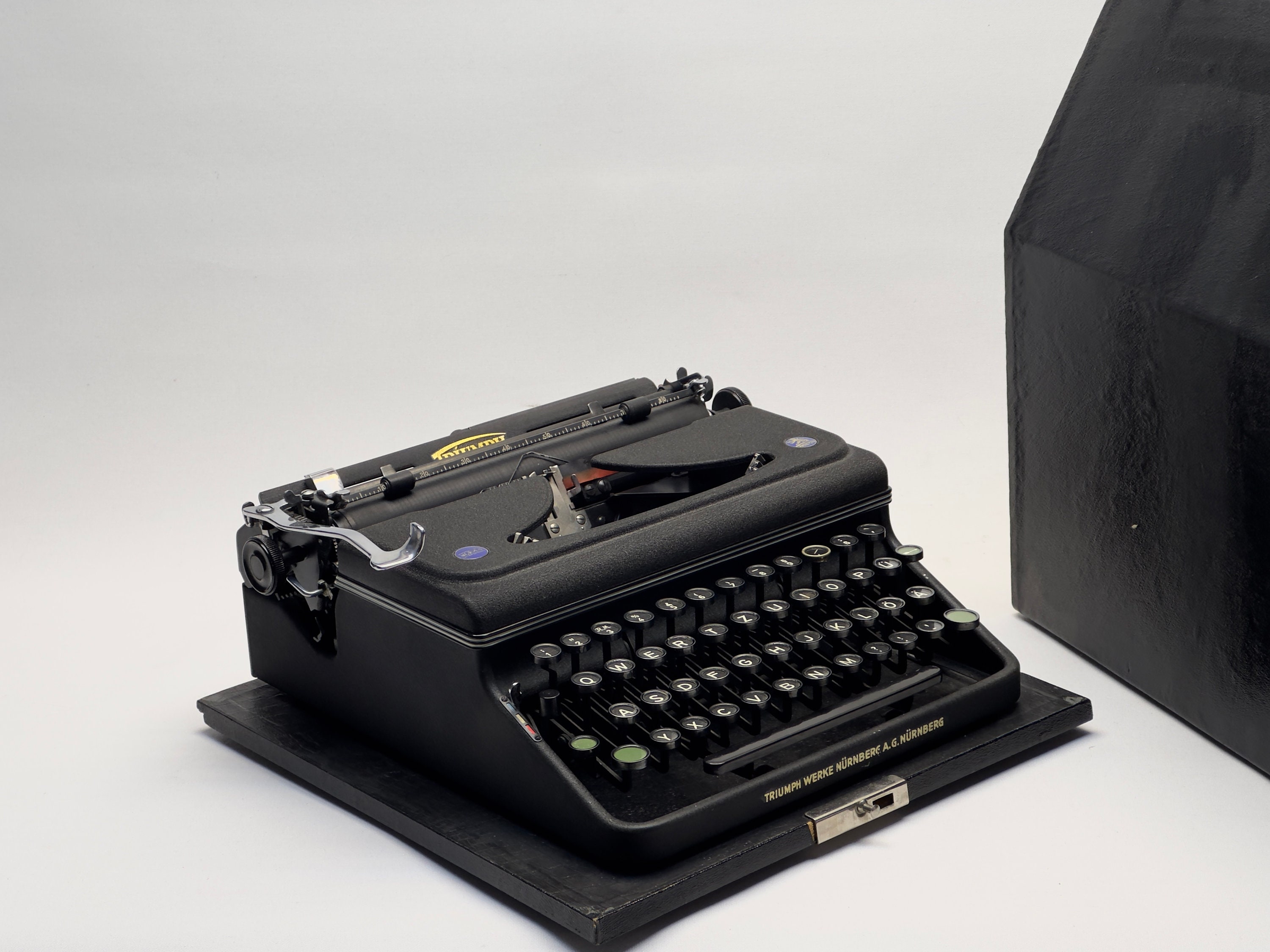 Adler Triumph Typewriter 1940 Model With QWERTZ Layout and Glass Black ...