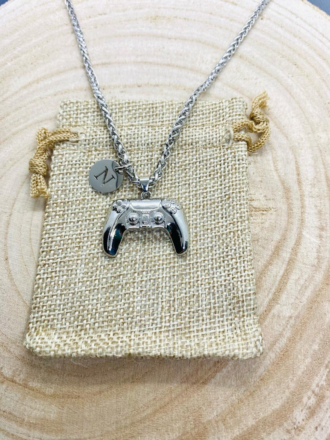 Controller Pendant Necklace, Game Controller, Passion for Videogames ...