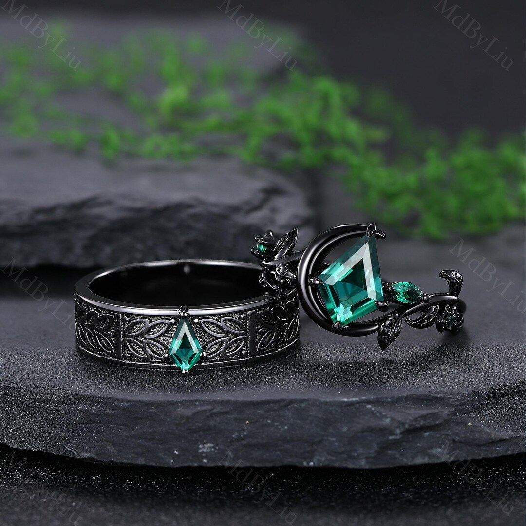 Gothic Black Gold Emerald Wedding Ring Set Vintage Leaf & Moon Couple ...