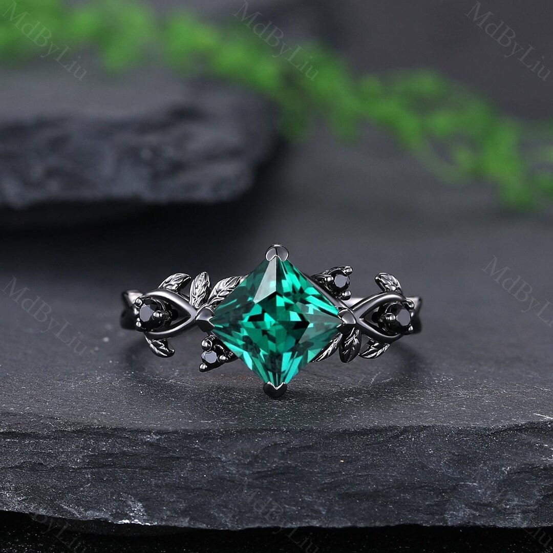 Vintage Princess Emerald Engagement Ring, Black Gold Weeding Ring, Leaf ...