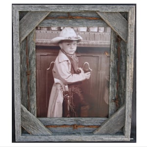 8 X 10 Barbed Wire Rustic Barnwood Barn Wood Distressed Bobwire ...