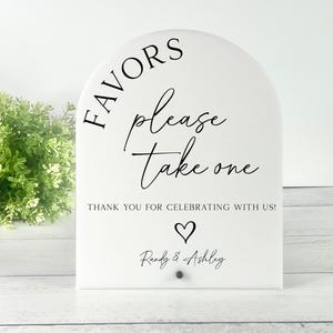 Favors Wedding Sign, Favors Sign, Party Favors, Wedding Tabletop Signs ...