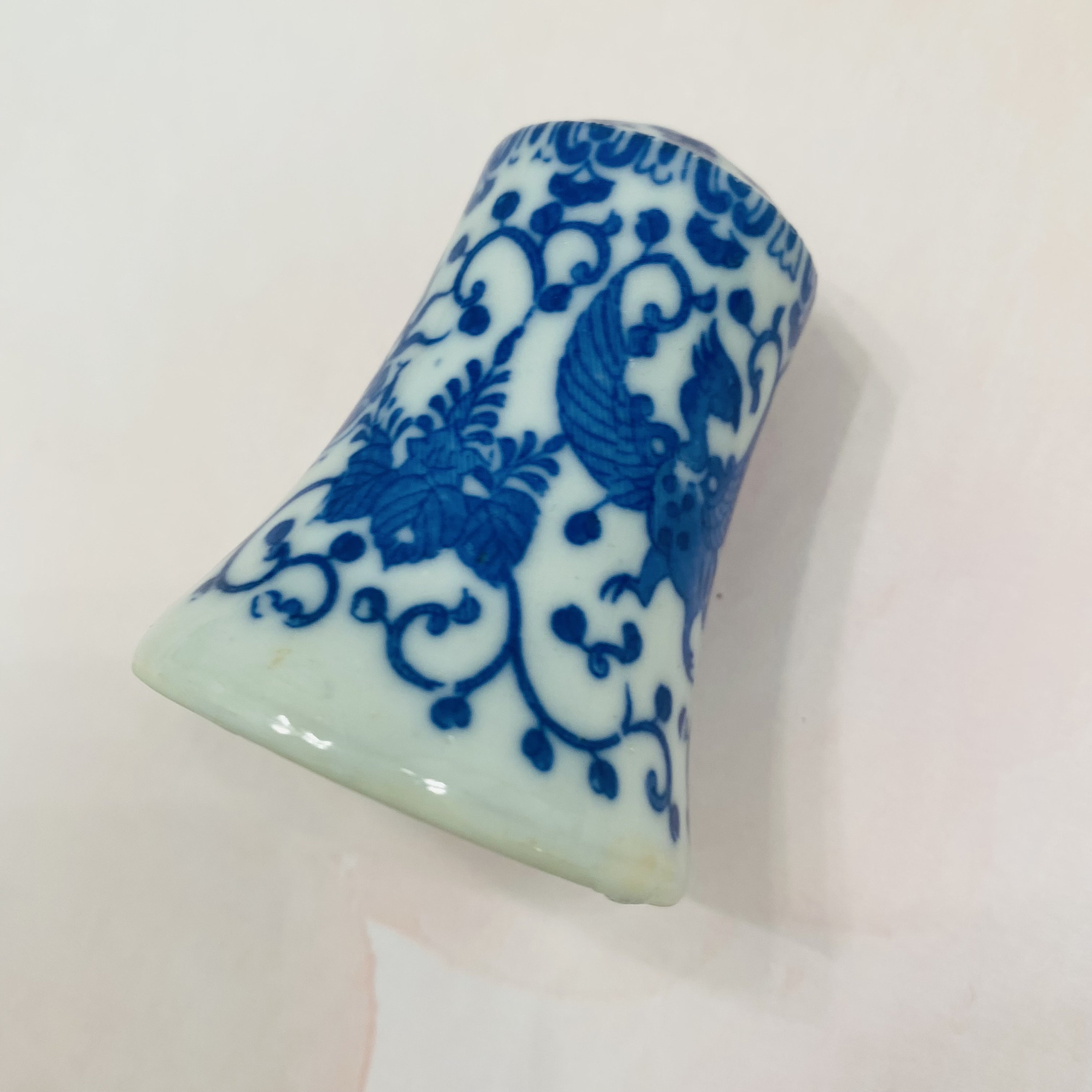 Bell Style Chinoiserie Blue and White Ceramic Pepper Shaker. Blue ...