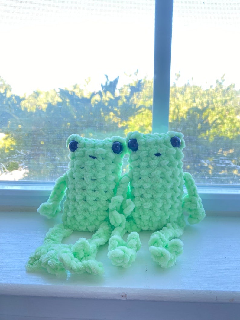 Small Leggy Frog Crochet Leggy Frog - Etsy
