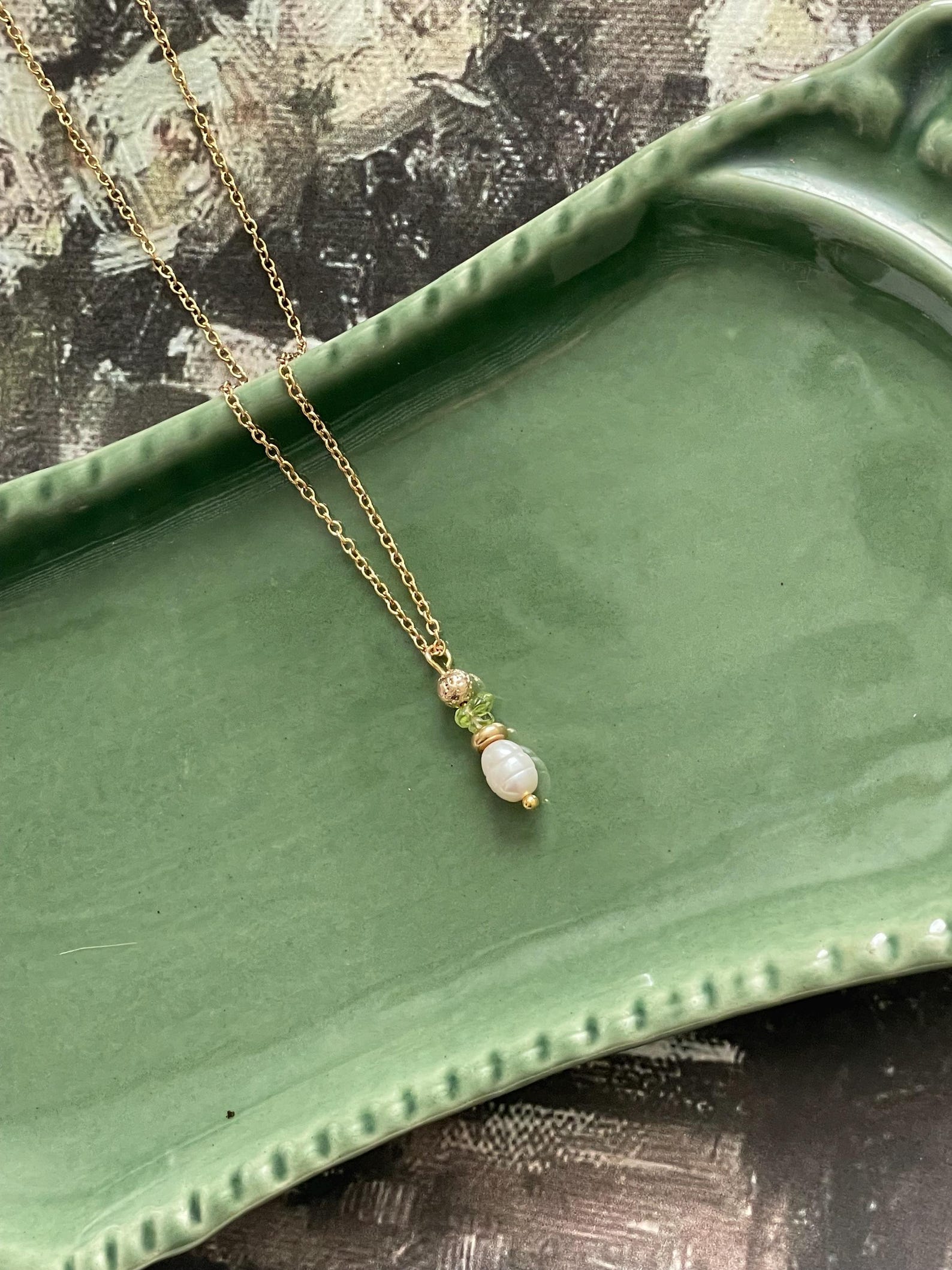 Handmade Peridot & Pearl Necklace: Gold-plated Vintage Style - Etsy