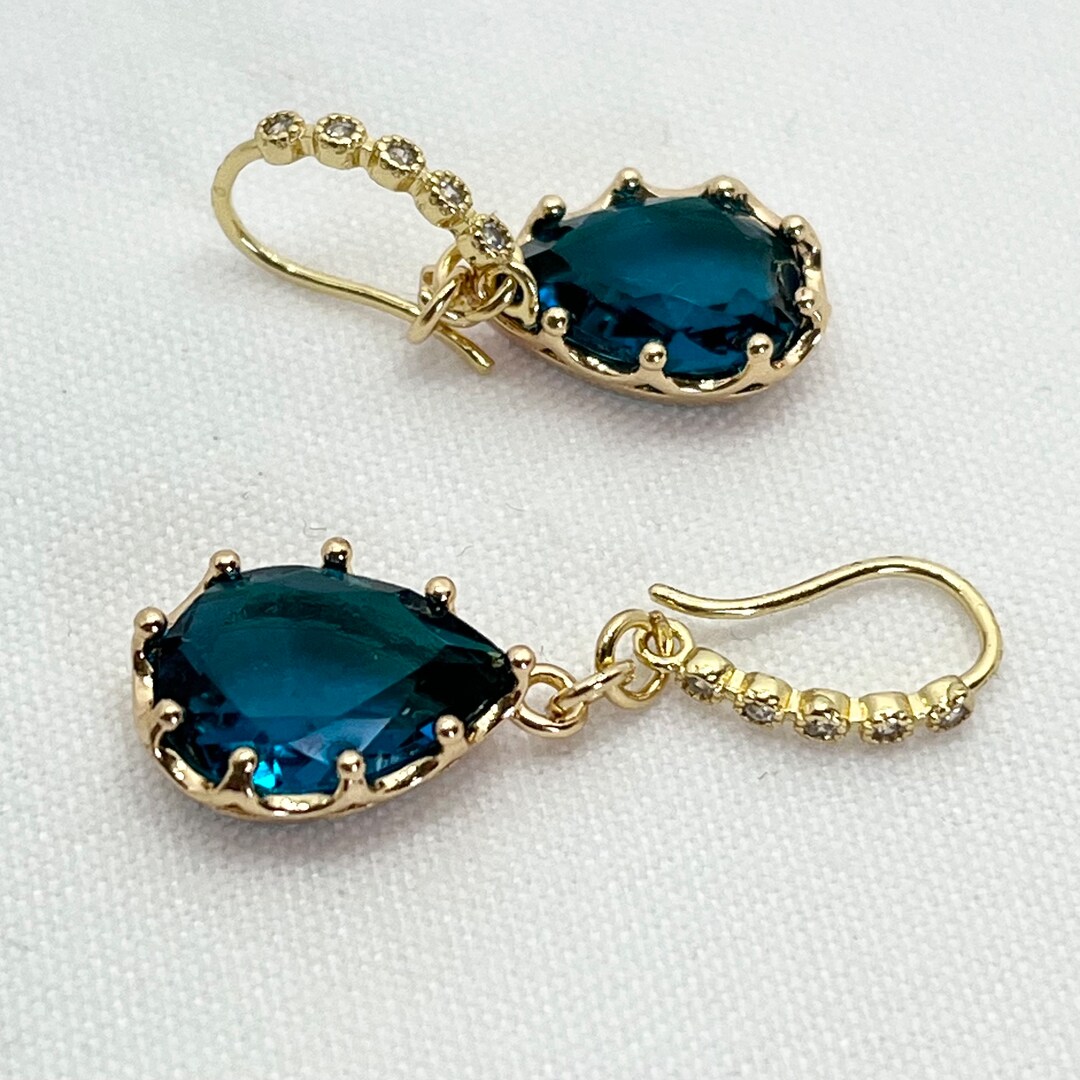 Blue Green Earrings Teal Green Earrings Peacock Blue Earrings Aqua Blue ...