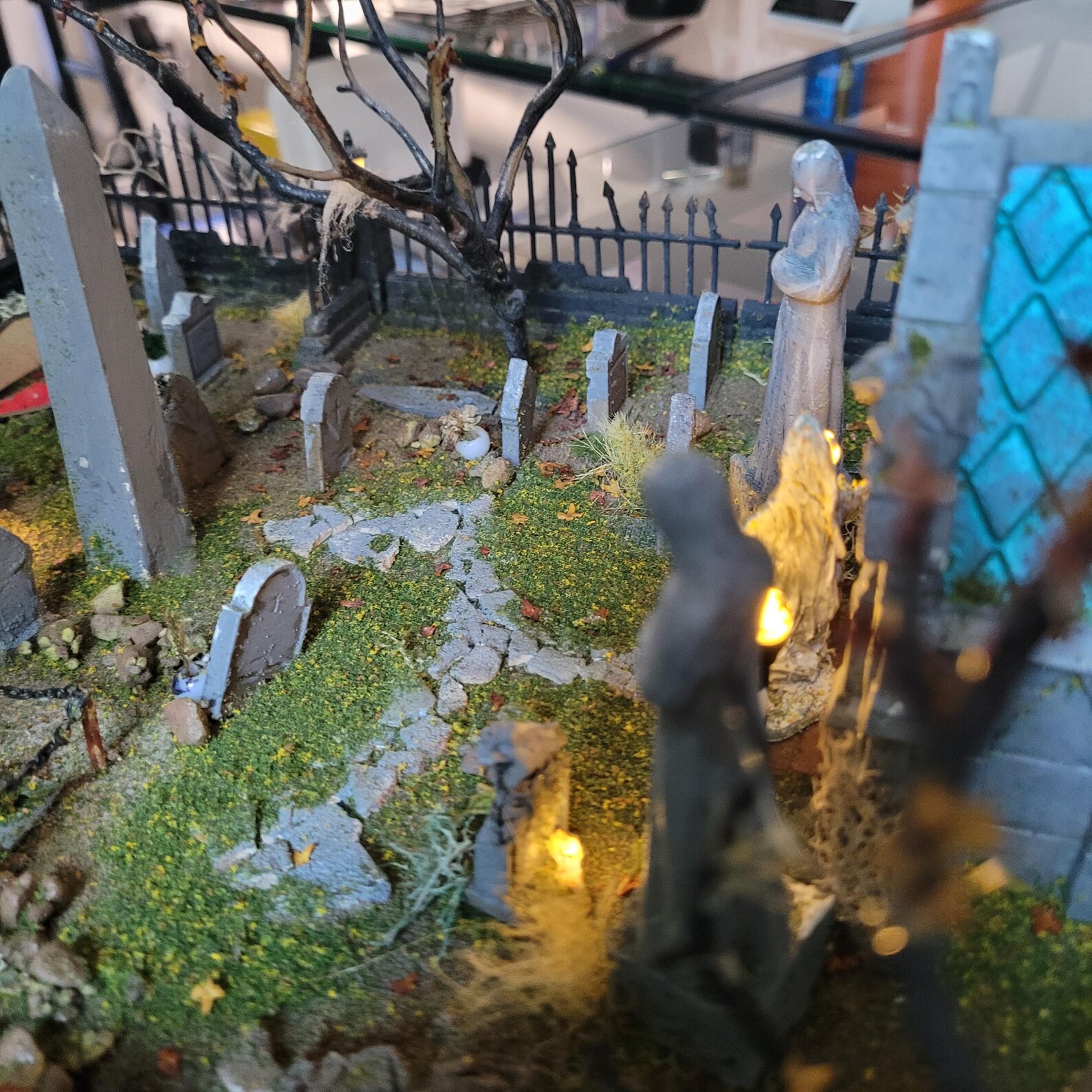 Timber Creek Cemetery, a Scary Miniature Cemetery of Crypts, Graves ...